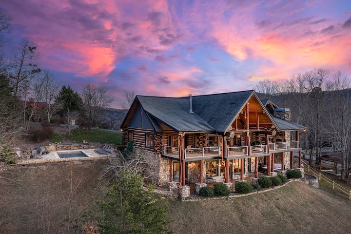 Luxury Lodge: Heated Pool, Spa, Mountain Views - Blue Ridge, GA