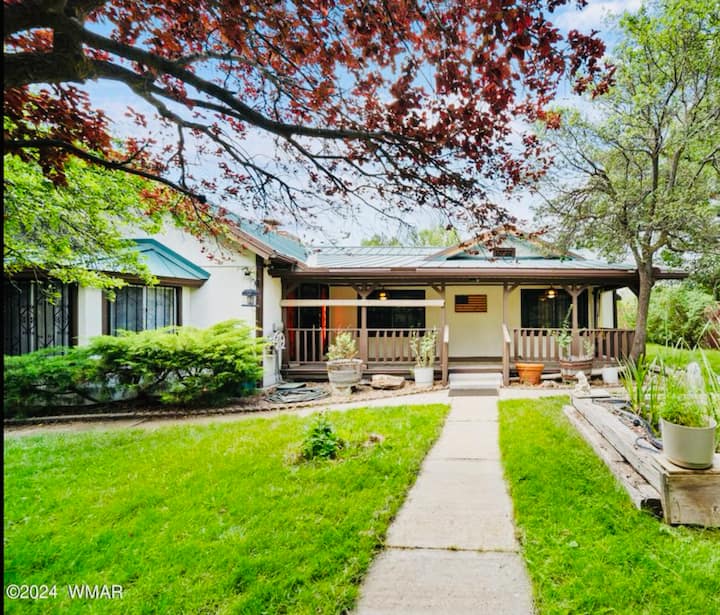 Lake Cottage With Bunk Room And Direct Pier Access - Pinetop-Lakeside, AZ