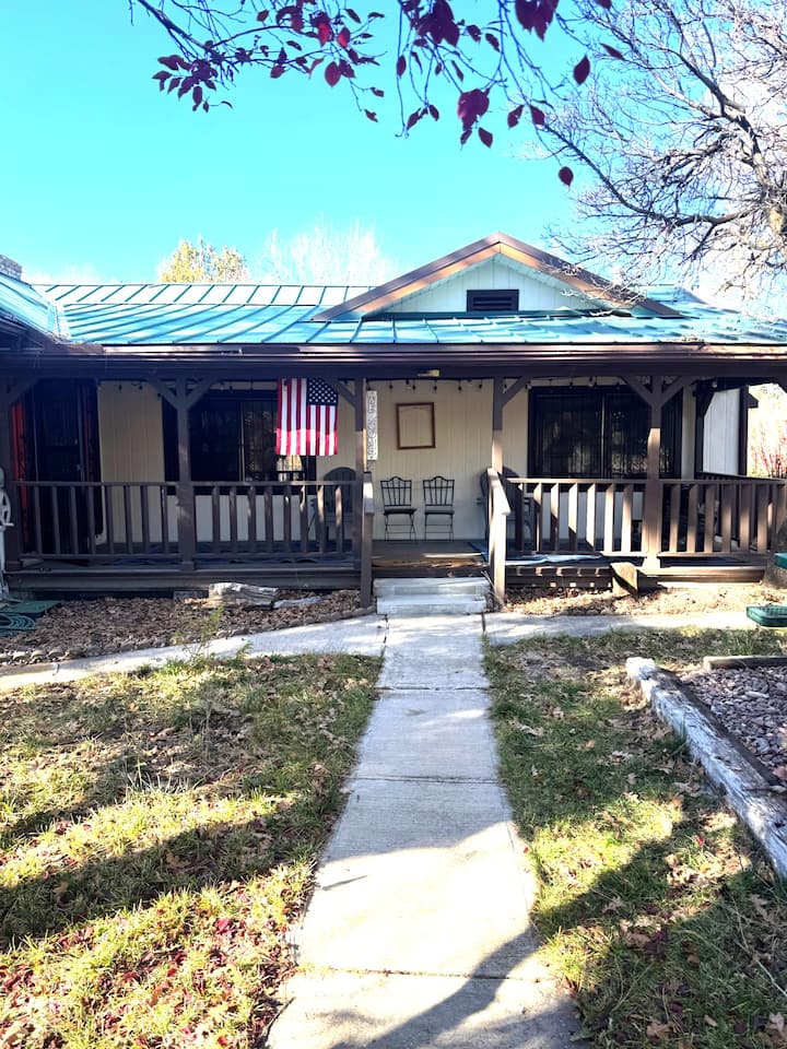 Lake Cottage With Bunk Room And Direct Pier Access - Pinetop-Lakeside, AZ