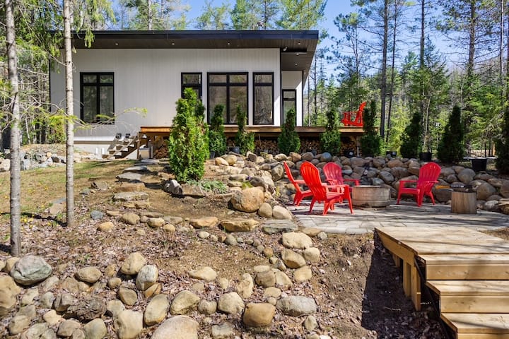 Chalet Moderne Et Chaleureux - Shawinigan