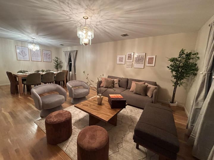 New Balcony Bliss By Nyc - 1500 Sqft - Union City, NJ