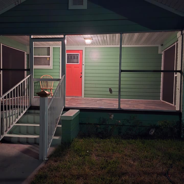 Luxury 6-suite Home W/ Private Baths In Every Room - Jacksonville, FL