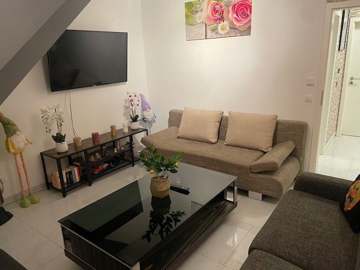 Zentral Gelegene Wohnung In Hamburg-billstedt. - Hamburg