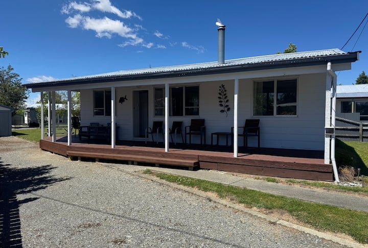 Macaulay's Retreat - Twizel