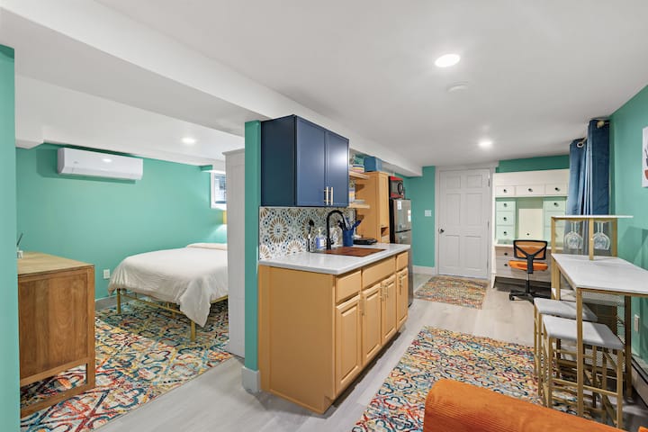 Cheerful Rainbow Suite • Near Nyc - Jersey City, NJ