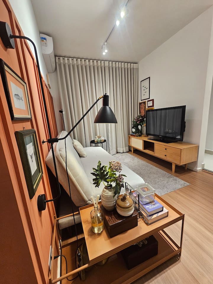 Apartamento Completo, Novo, Muito Bem Localizado. - Maringá