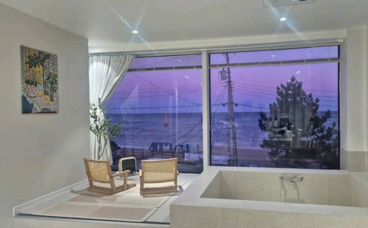 탁 트인 인생오션뷰/바다품은 프라이빗 자쿠지독채/36평/체크아웃12시/쉼,힐링그자체/신축 - Gangneung-si