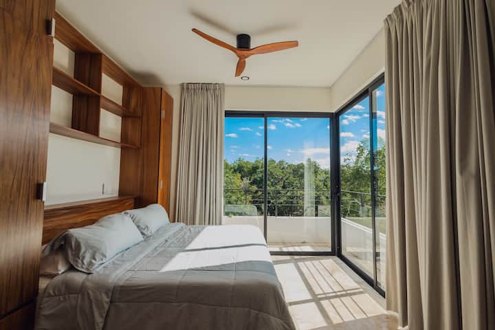 Eco Chic Penthouse Paam Cheel - Paradise Beach