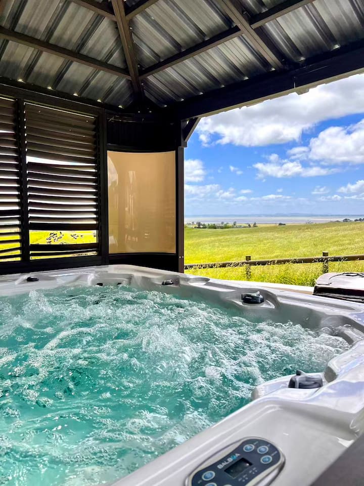 Luxury 5-bedroom Manor Villa In Karaka - Pukekohe Hill