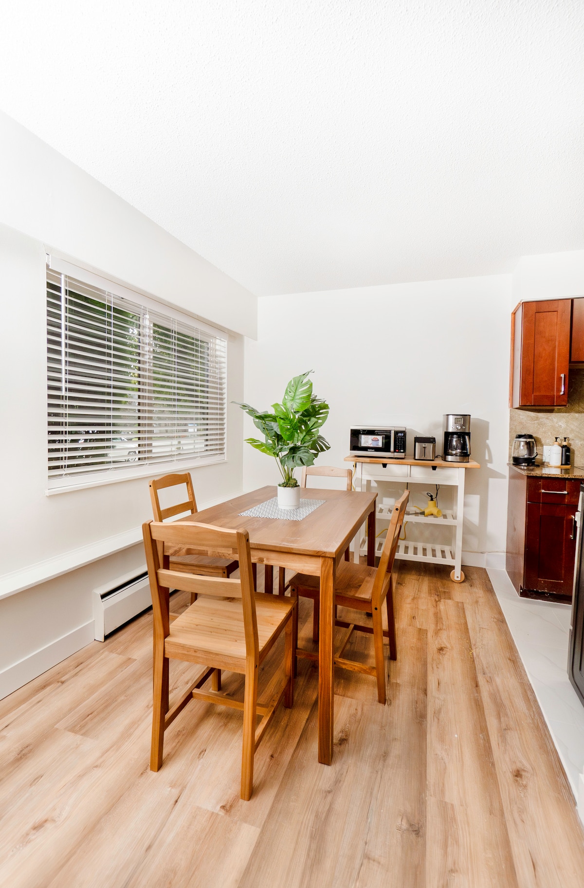 Helle und renovierte Suite mit 2 Schlafzimmern in Vancouver - Condos ...