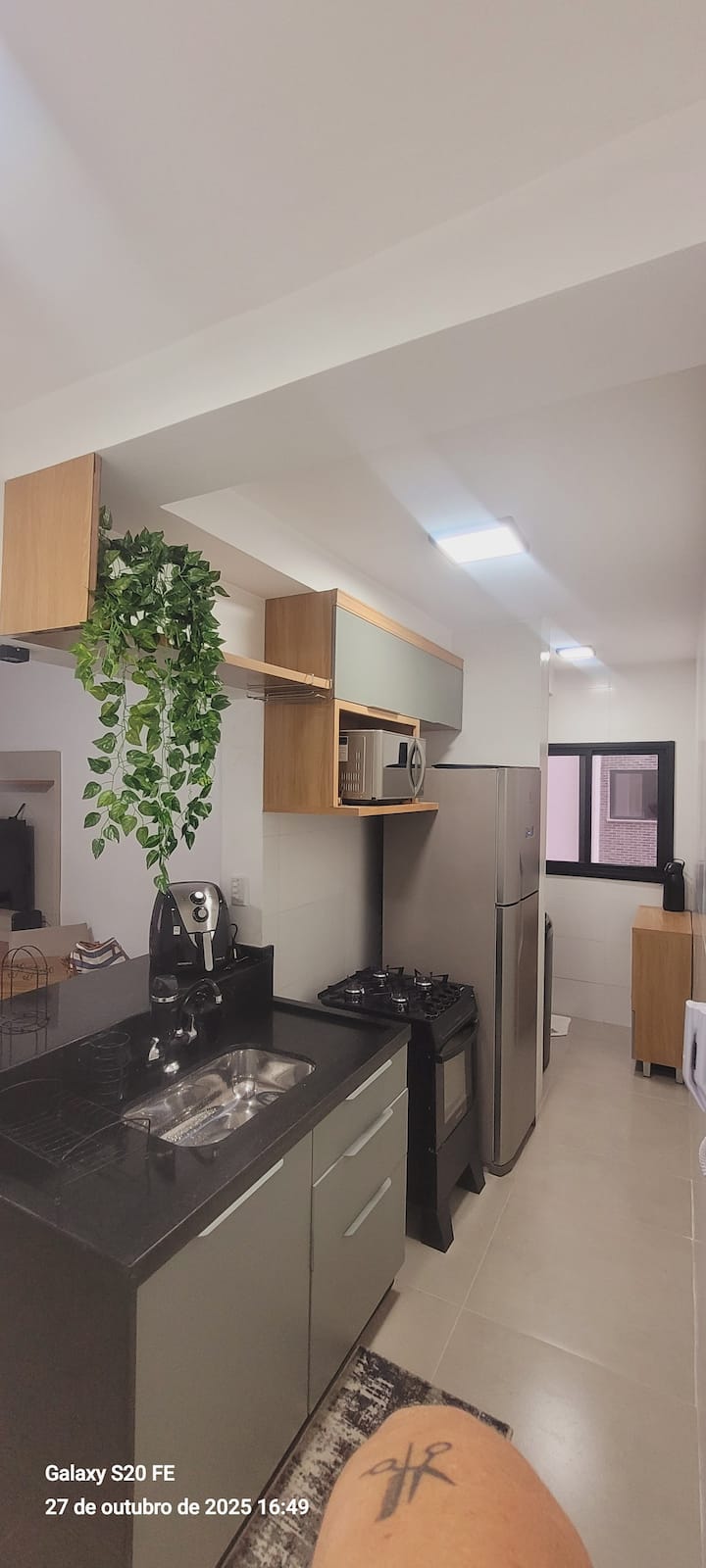 30 Mtrs Da Praia, 2 Dorm, Piscina, Garagem, Churr. - Caraguatatuba