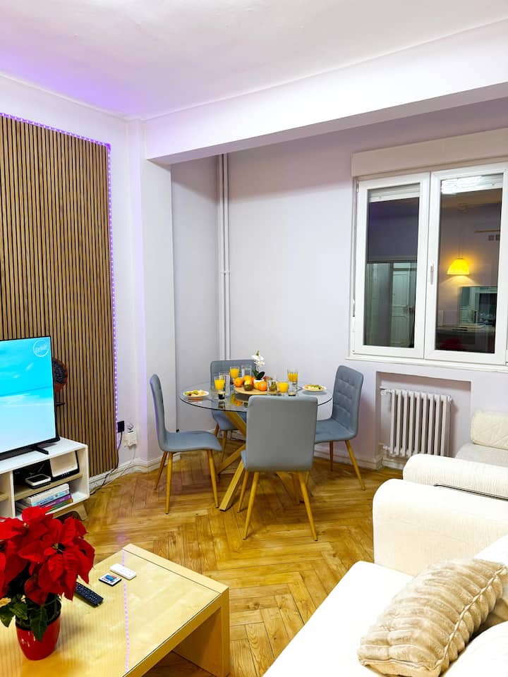 Best Location In The Heart Of Madrid 100 M G. Vía -