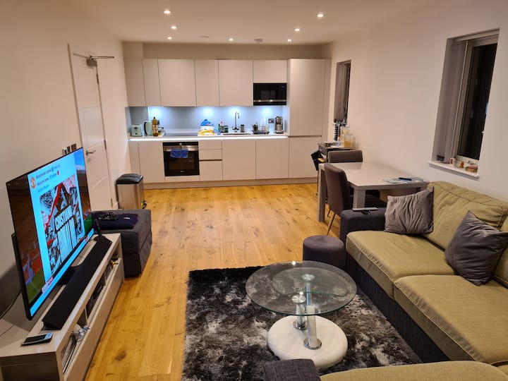 Prime Location With Easy London Access - Stevenage