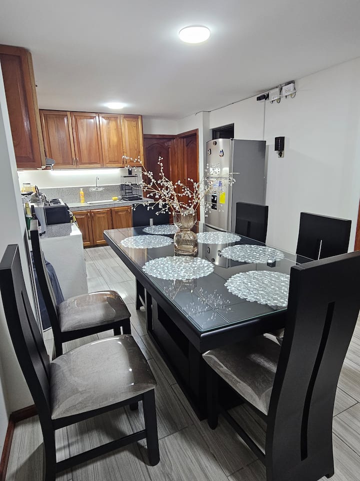 Departamento Centro Histórico De Cuenca - Cuenca