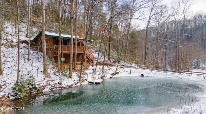 The Fishing Hole - Gatlinburg, TN