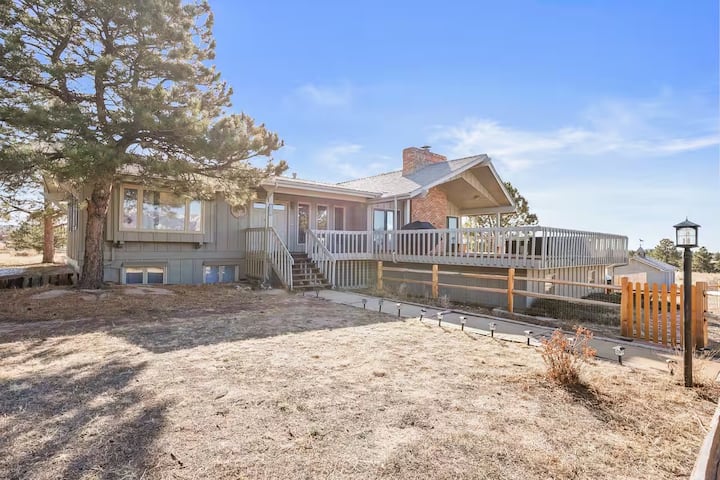 Family Space For 10 W/epic View, Big Deck By Usafa - Black Forest, CO