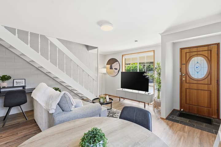 Cosy Unit Near Mona - Hobart