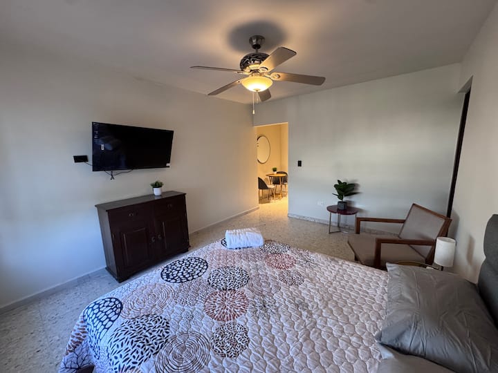 D4 Depa 4, Cumbres / Plaza Cumbres / Corpo Soriana - Monterrey