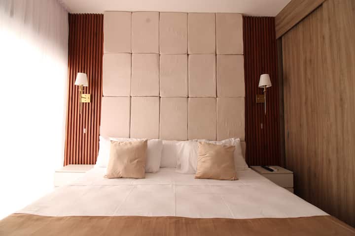 Lujoso, A. Acondicionado, Alberca, Estacionamiento - Manzanillo, México