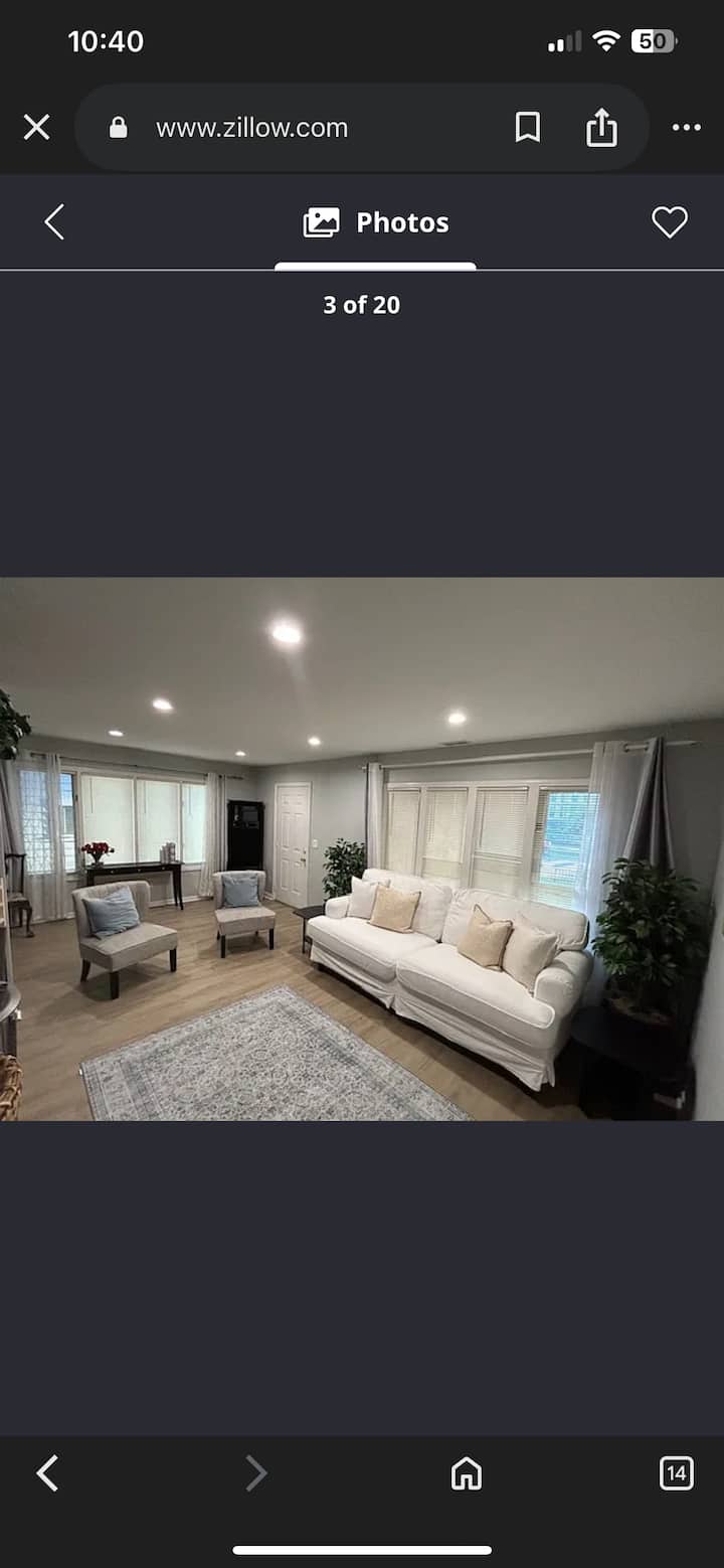 Charming Renovated Home, Near Downtown Wilmette - Evanston, IL