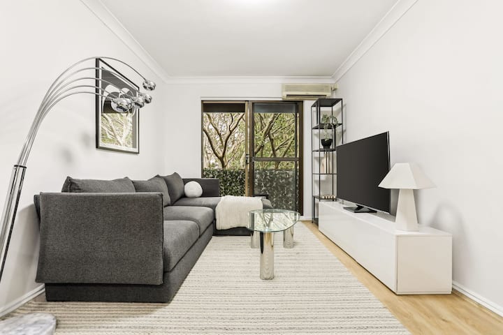 Stylish 1br Pyrmont Stay Near Darling Harbour - North Sydney