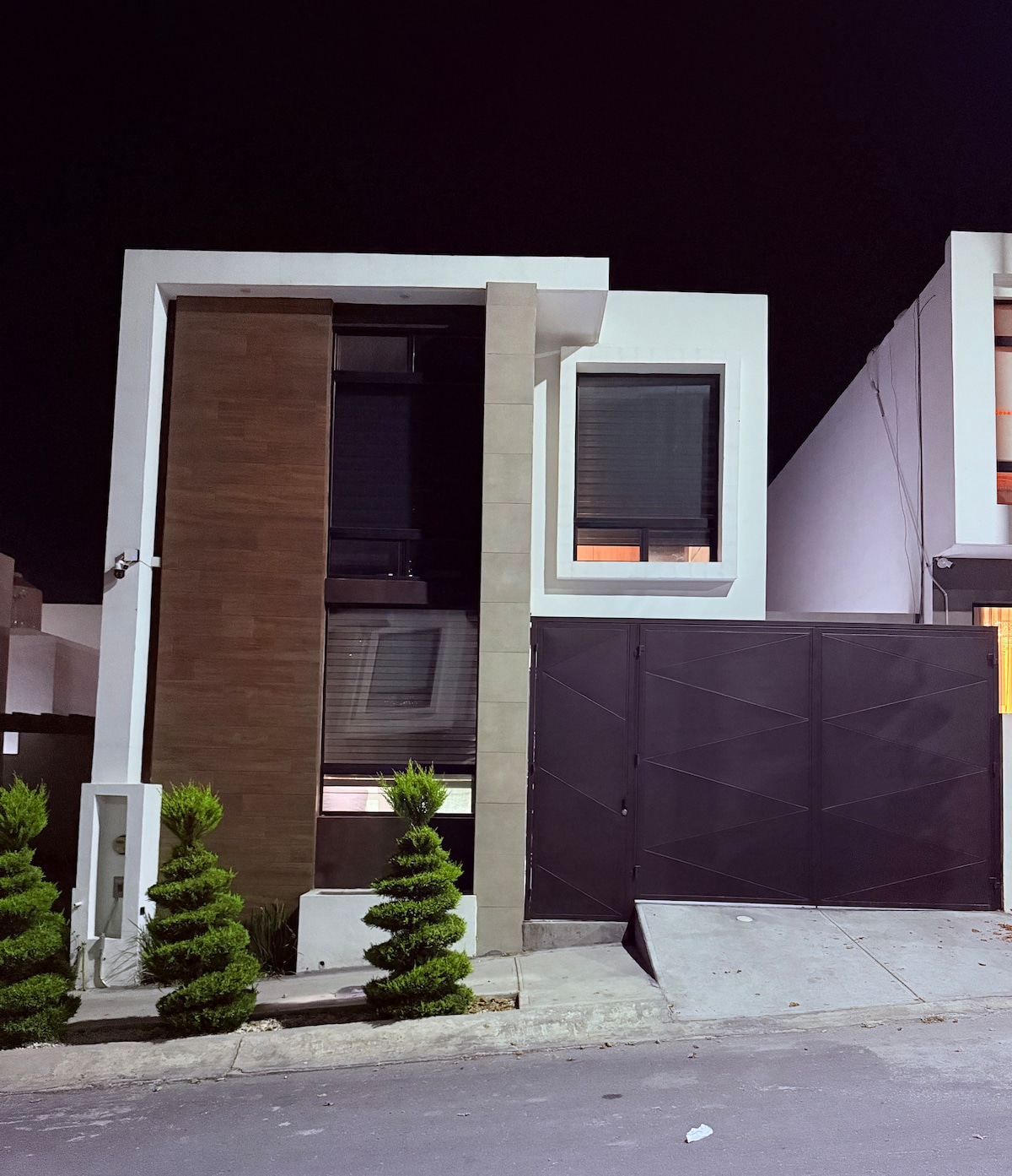 Maison équipée au sud de la ville, quartier privé - Maisons à louer à ...