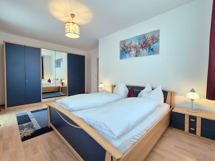 Alpine View Apartment | Sleeps 6 | Near Slopes - Bad Gastein