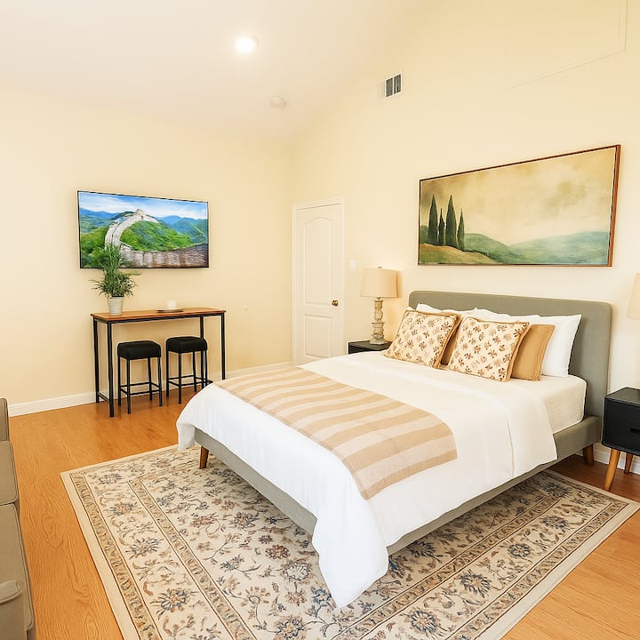 Prime Location/private Entrance/1bd/1br/nearly 71 - 奇諾崗