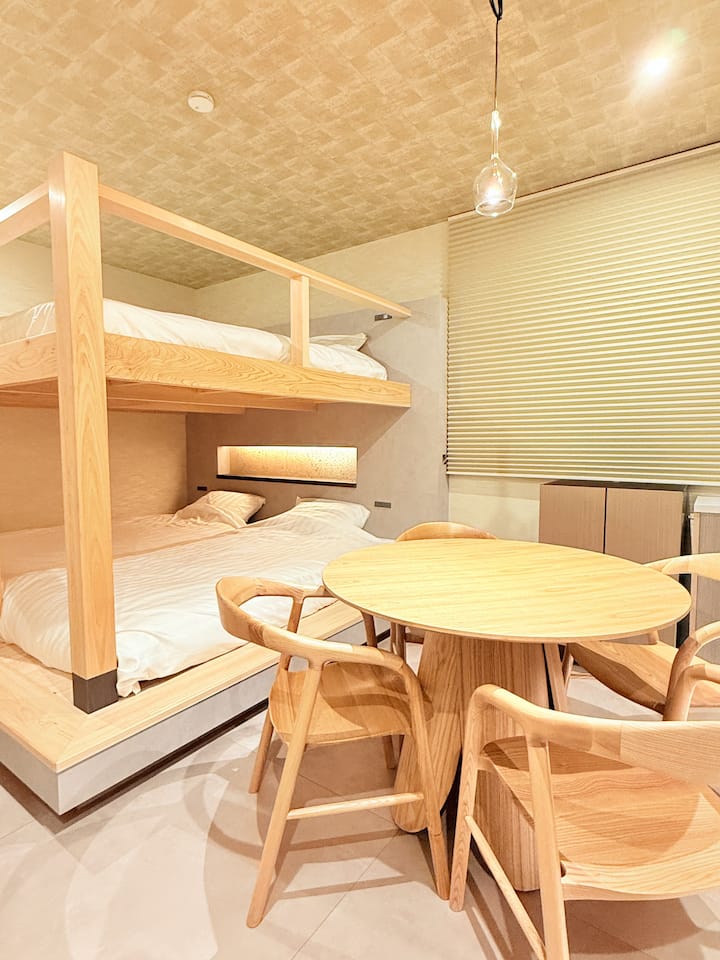 新宿駅直通/新宿より3分2駅 曙橋駅徒歩1分/洗濯乾燥機・ミニキッチン・床暖房あり/最大4名 301 - Shinjuku City