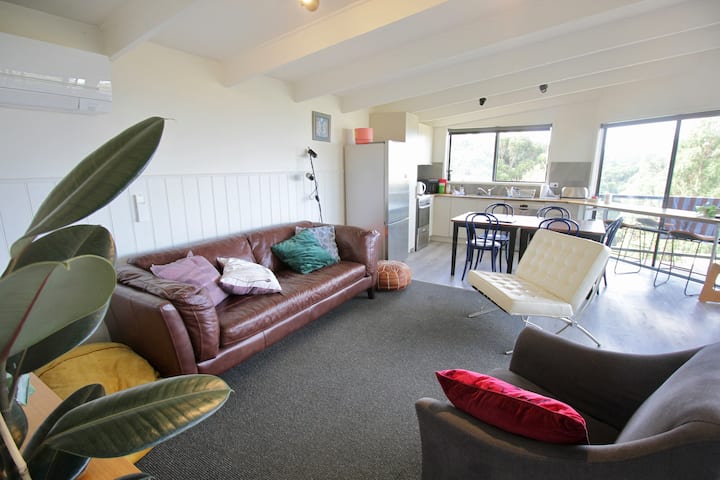 Cottage With Forest & Ocean Views 5 Min From Lorne - Lorne