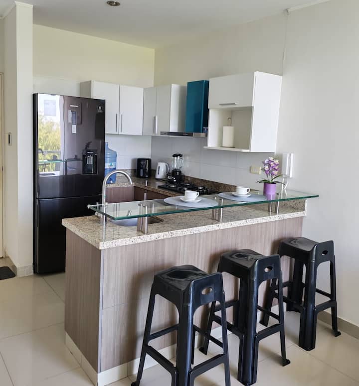Moderno Apartamento |Aire Ac | Cama Queen-piscina - Piura
