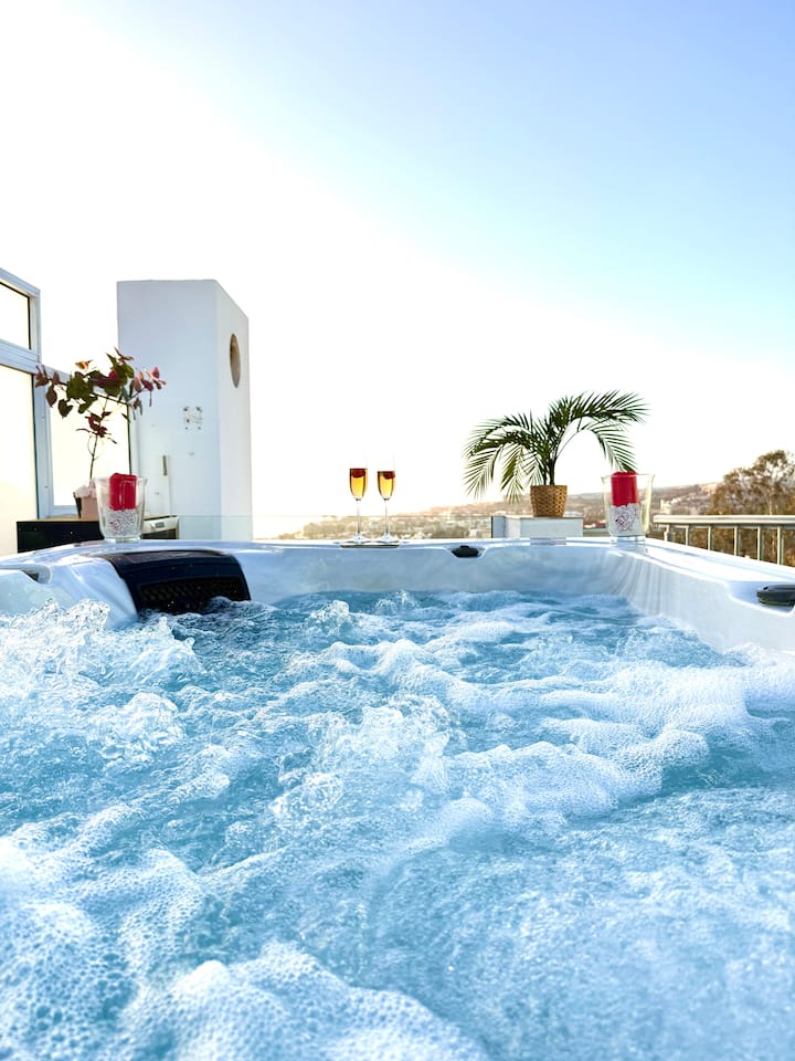 Ocean 77•ocean View Duplex•private Rooftop Jacuzzi - Los Cristianos