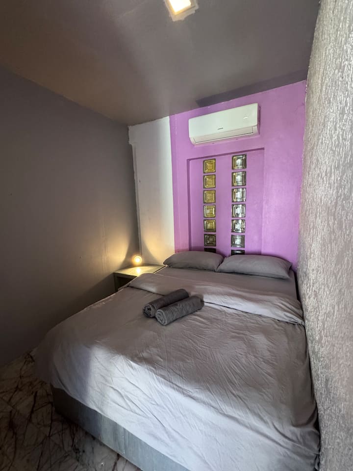 P2| Private Room With Shared Bathroom &Jacuzzi - Patong Beach