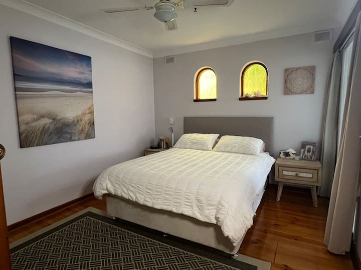 Home In Port Noarlunga South - McLaren Vale