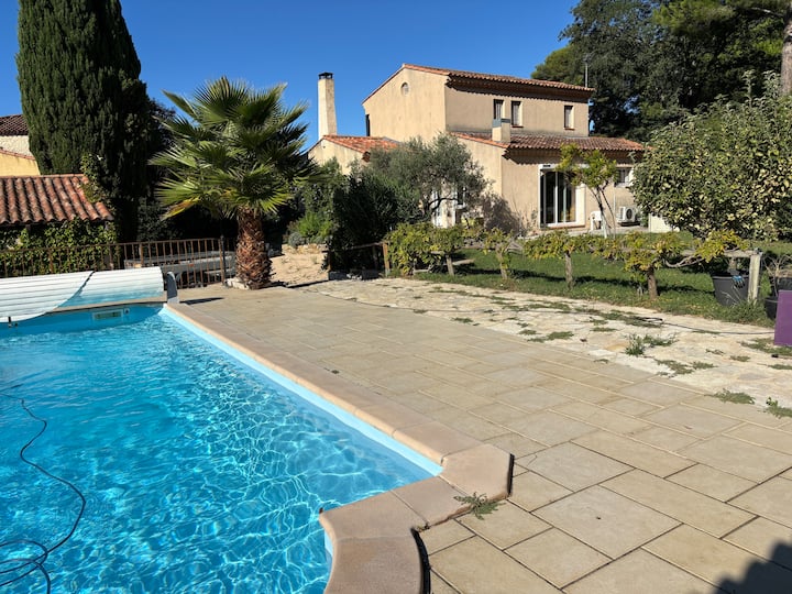 Séjour Verdoyant Entre Nature Et Parcs Proches - Martigues