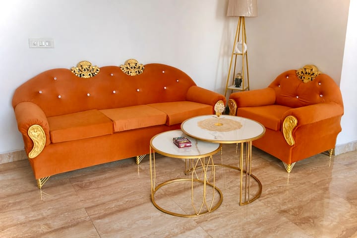 The Eagle View | A Private 2bhk By Grover Stays - Faridabad