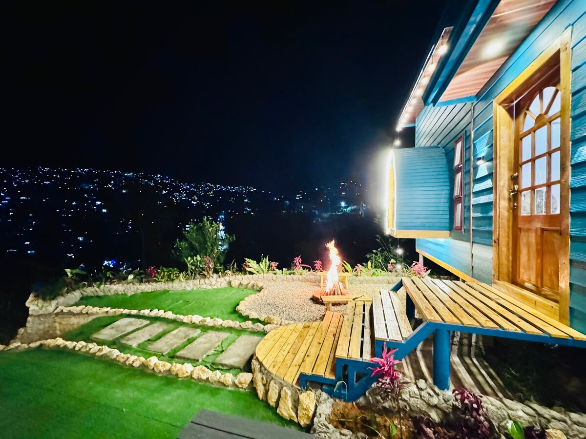 La cabane Firefly par Baguio Glass Cabins - Micromaisons à louer à ...