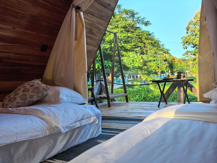 Mango Bungalow - Laos