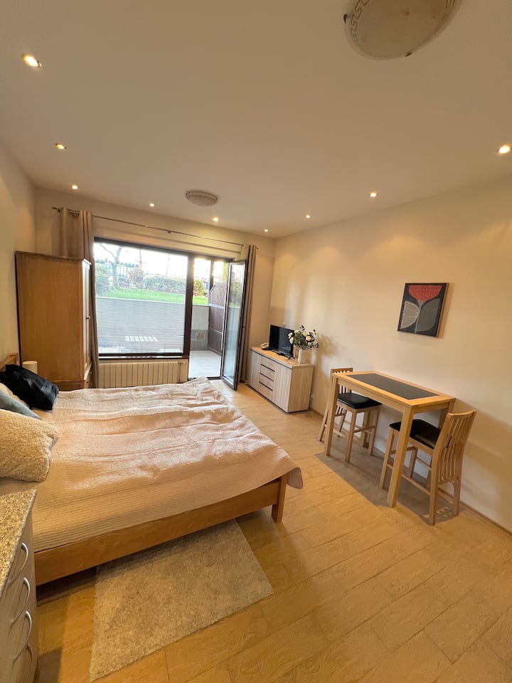 Cozy Studio Mit Terrasse - Bansko