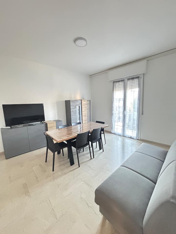 Izz1 Apartments Plus - Motor&food Valley - Módena