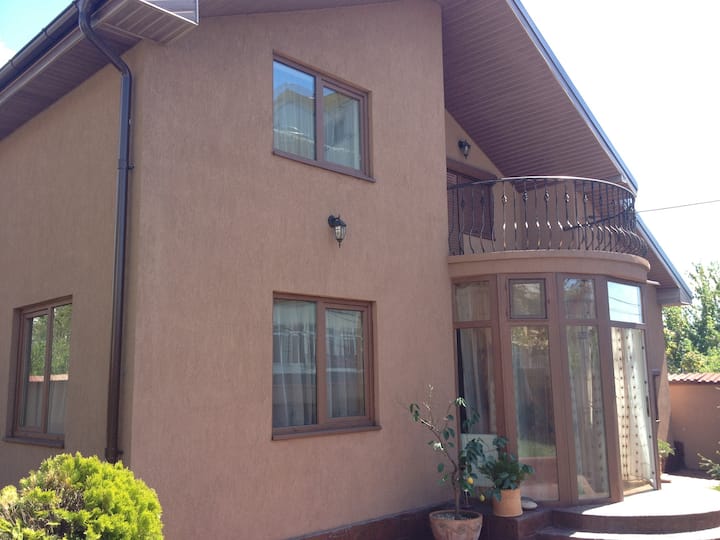 Casa Cu Etaj In Zona Centrala - Craiova