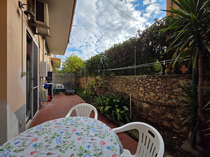 [50m De La Mer] Grand T2 Avec Jardin & A/c - Borghetto Santo spirito