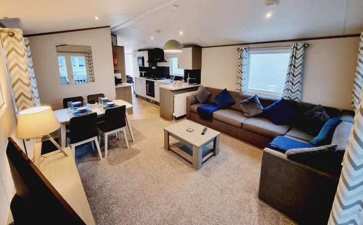 Golden Palm Resort - Atlas Family (Pg208) - Chapel St Leonards