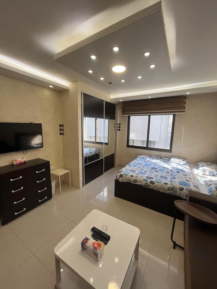Modern Cozy Studio - Ammán
