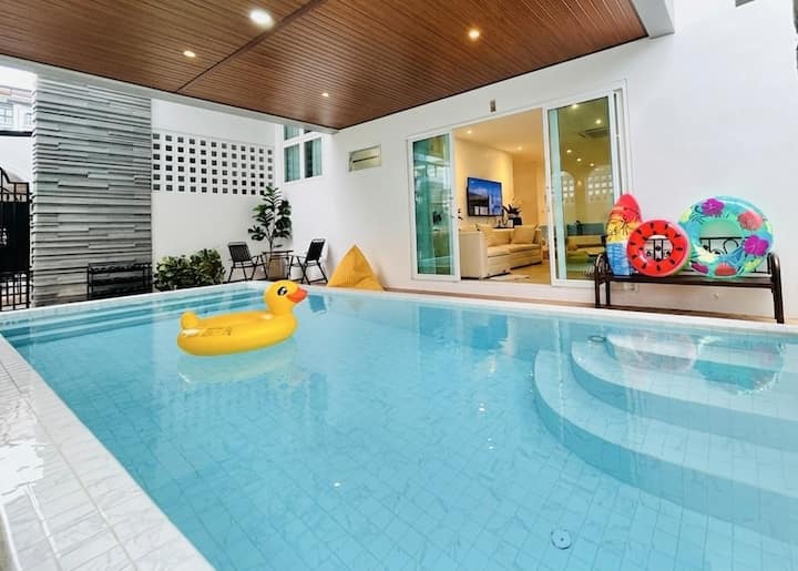 Comfortably Private Patong Pool Villa W Pooltable - Patong Beach