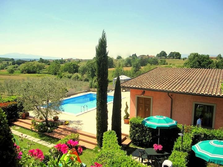 App. Rosso - Agriturismo Con Piscina In Toscana - Vinci