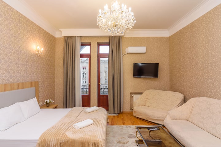 Gio's City Apartment - Georgië
