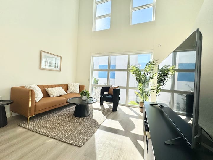 Luxury & Modern 1bed/1bath Close To Beach - Gym - Lake Worth, FL