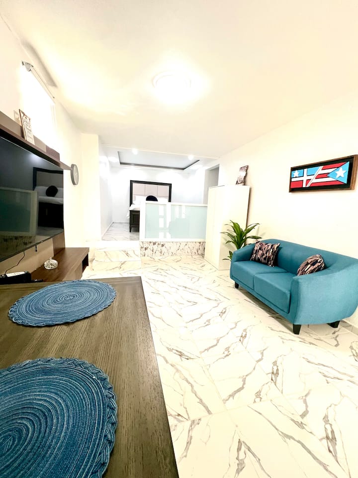 Moderno Estudio Con Sala 1c Y 1 B En Lares - Lares