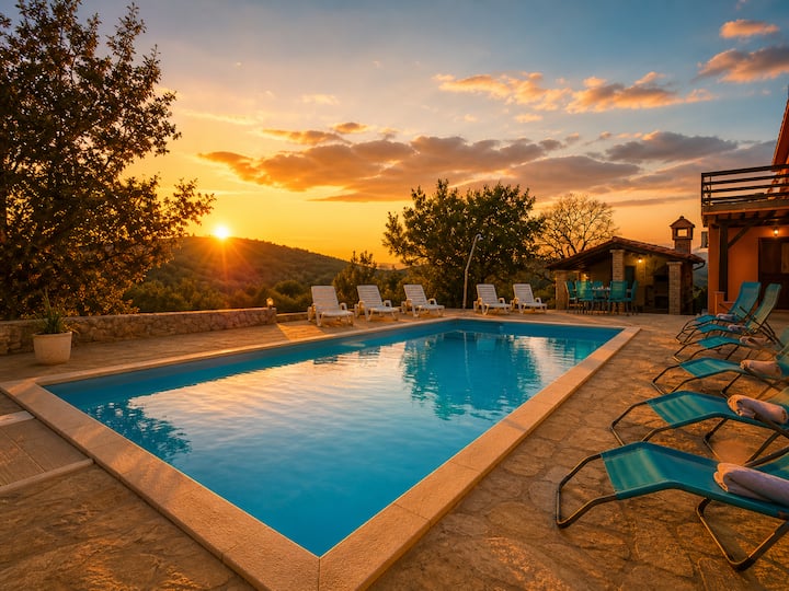Luce Apartment | Pool & Bbq - Šibenik